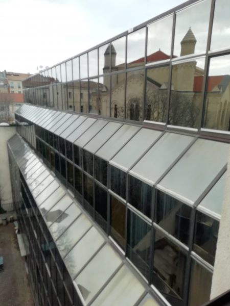 Mur rideau alu double vitrage 1000 m² - Mes-occasions.com